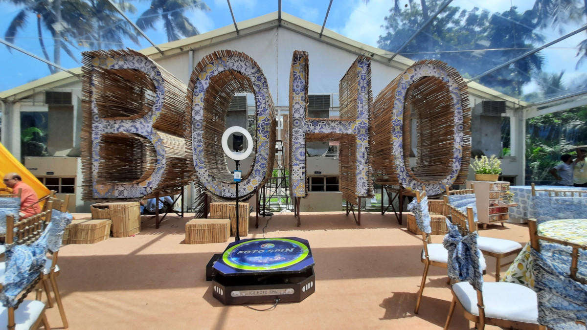 The 360Booth Rentals Goa - The Latest Trendy Photo Booth