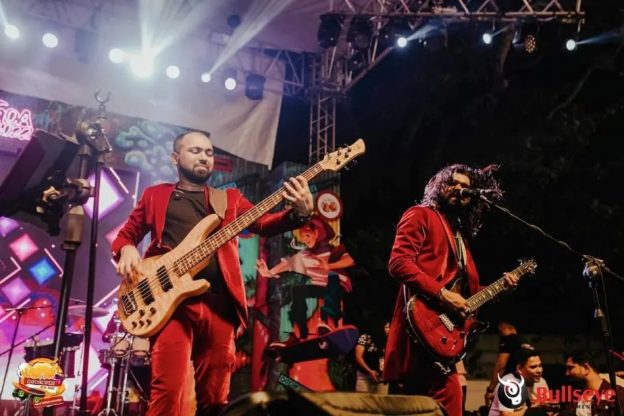 Black In White - Goa's Premier Wedding Band | Weddings De Goa