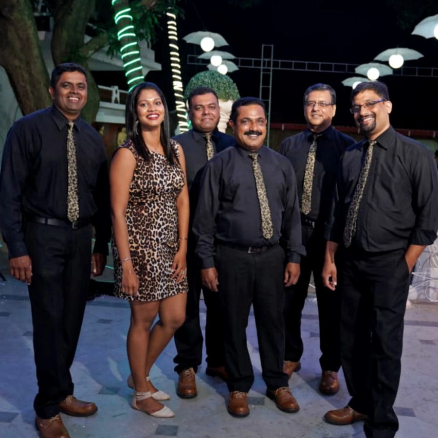 Live wedding band Goa | Cascades | Weddings De Goa